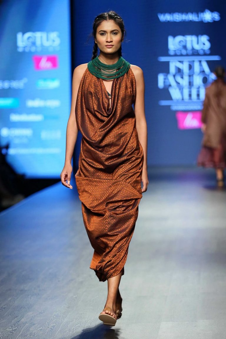 Bisra | A forgotten tradition revived by Vaishali | La Mode