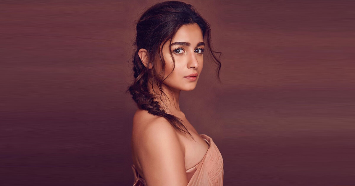 Birthday Girl As A Singer - Bold Outline : India's leading Online ...