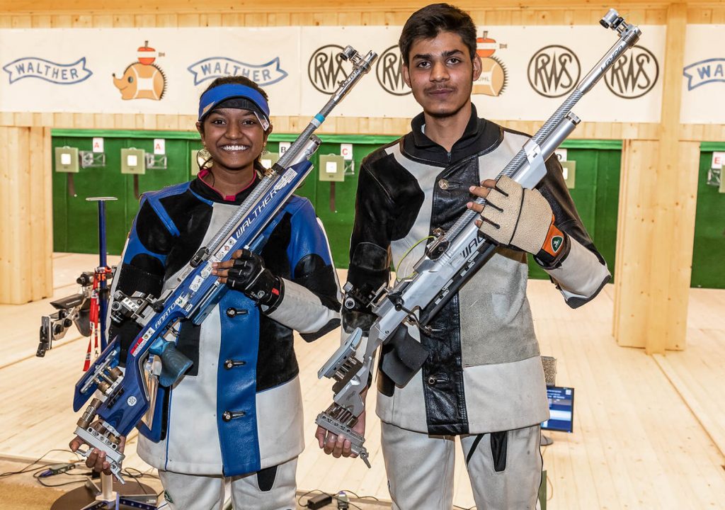 Divyansh Singh Smashes Finals World Record - Bold Outline : India's ...