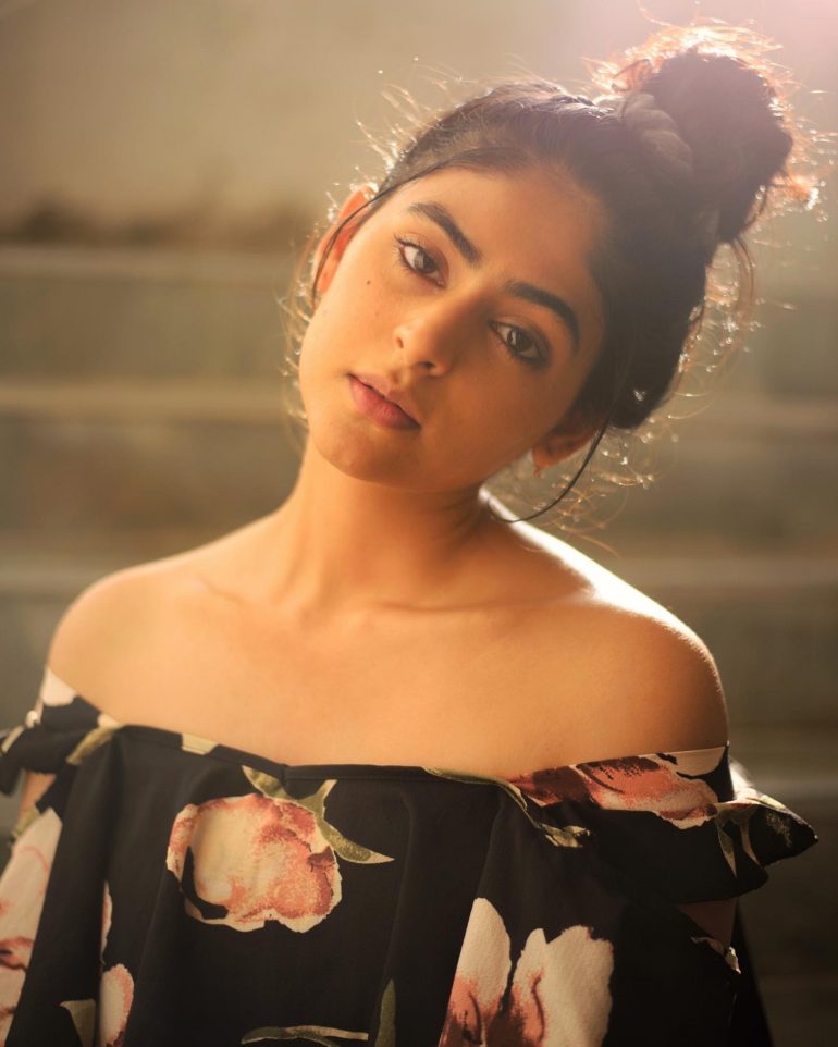 Actress Pallak to make her Bollywood debut opposite Aditya Rawal ...