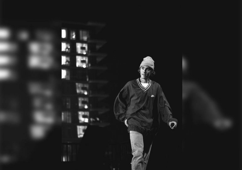 BTS Tops Billboard Charts - Bold Outline : India's leading Online ...