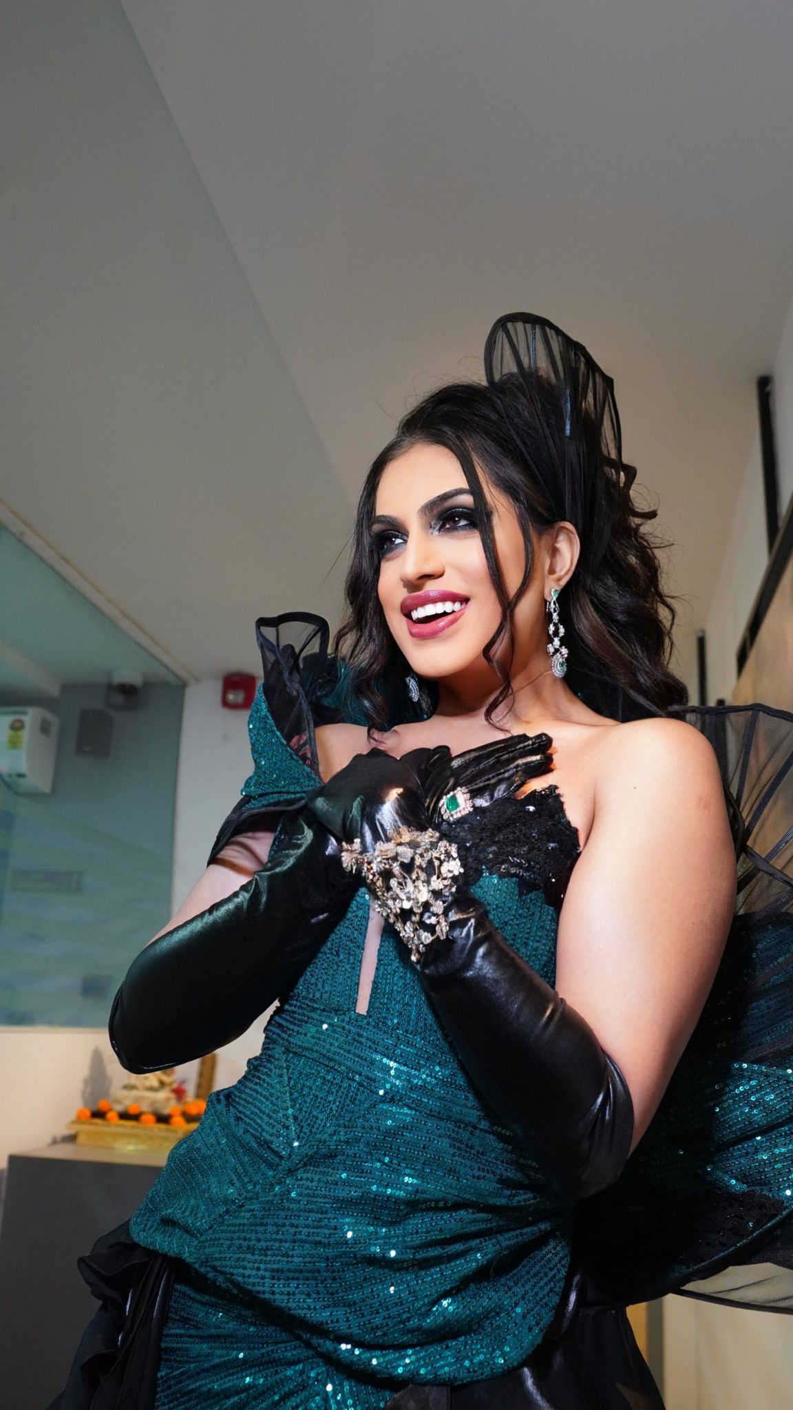 Sushant Divgikar aka Rani Ko-HE-Nur- Artiste (Actor and Singer), and ...