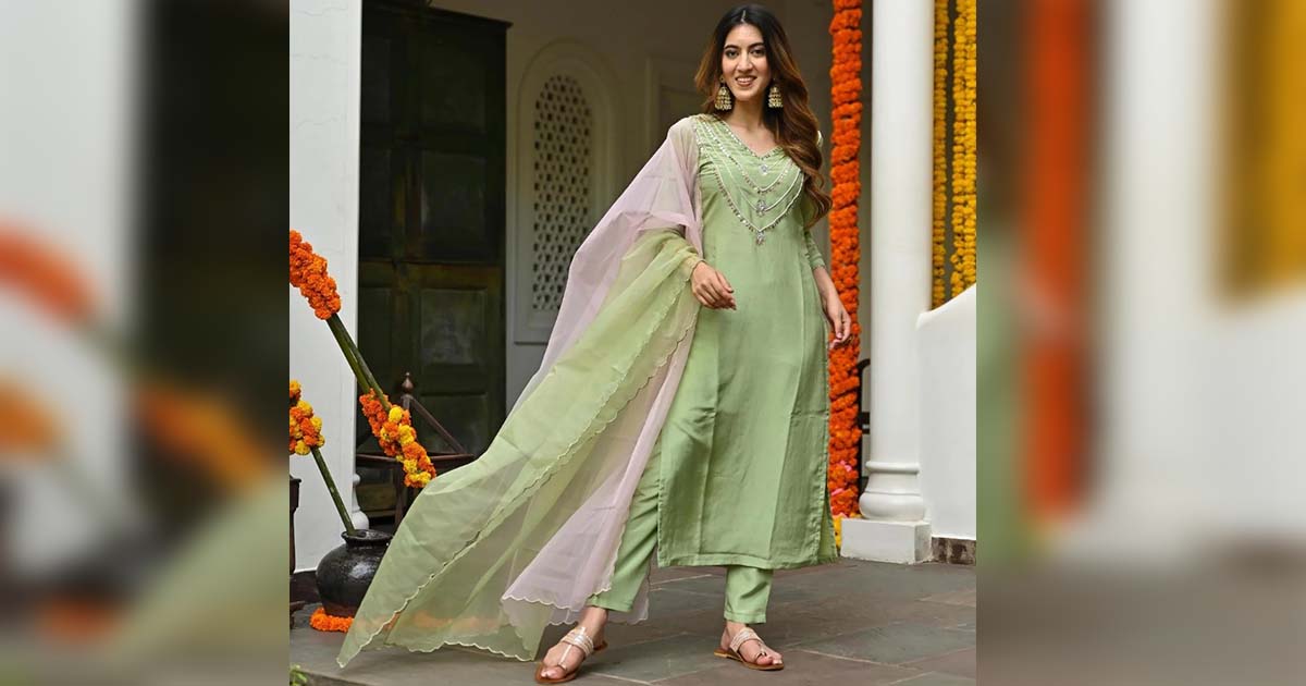 8 Outfits That Will Make Your Heart Go Mmmm This Summer! - Bold Outline ...