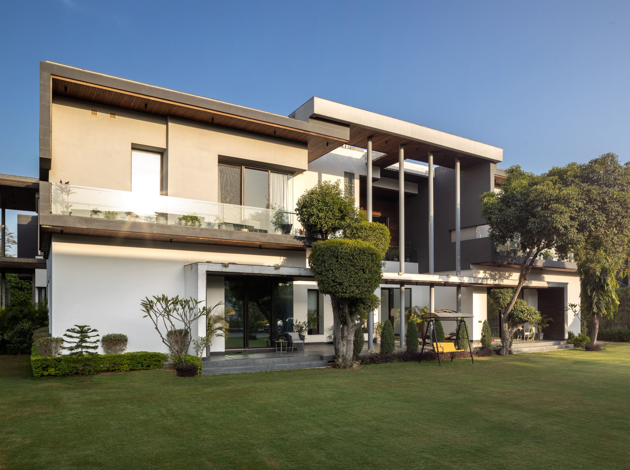 The Role of Facades in Enhancing Interior Design: Bridging Exterior and ...