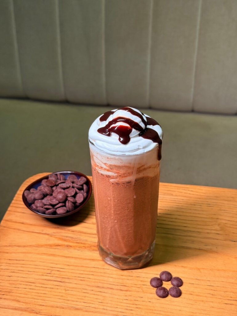 Javaphile Café Opens in Worli, Bringing Its Speciality Coffee Rituals ...